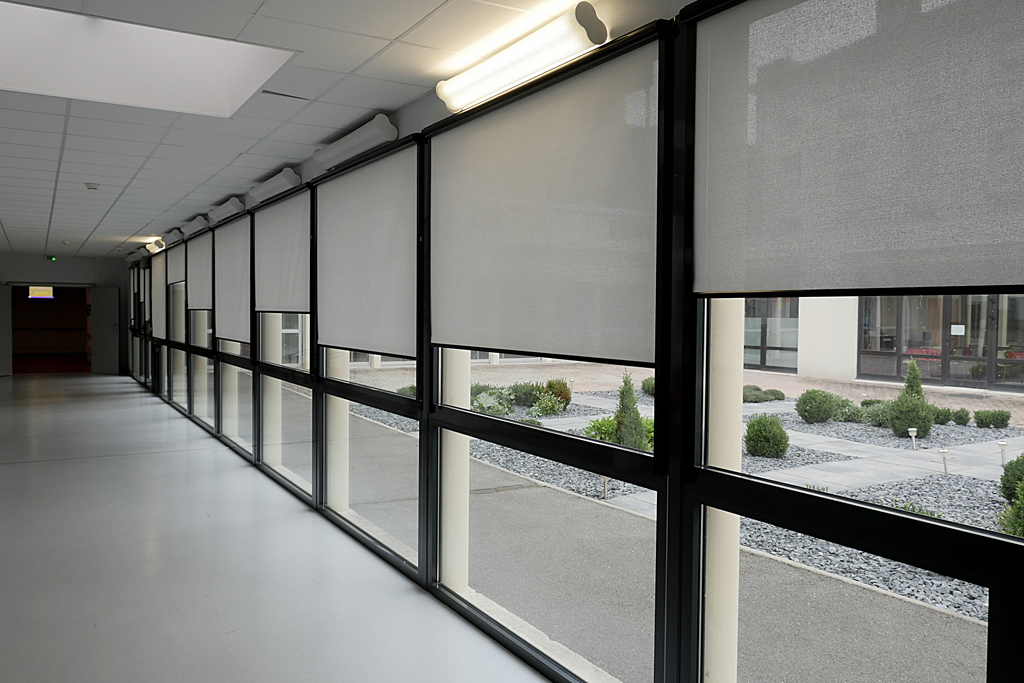 Store Enrouleur Screen avec Coffre - Stores de France